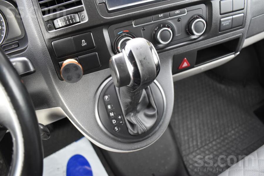 Black Volkswagen Transporter 2015 in Kuldiga, with an engine capacity of 2.00 L and mileage of 0 thousand km for 9990 €, photo 10 on AUTOMOTO.COM.LV