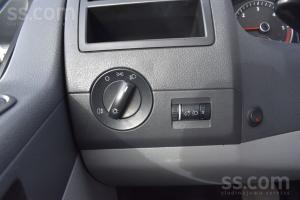 Black Volkswagen Transporter 2015 in Kuldiga, with an engine capacity of 2.00 L and mileage of 0 thousand km for 9990 €, photo 17 on AUTOMOTO.COM.LV
