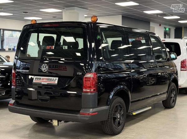 Black Volkswagen Transporter 2018 in Klaipeda, with an engine capacity of 2.00 L and mileage of 220 thousand km for 18900 €, photo 2 on AUTOMOTO.COM.LV