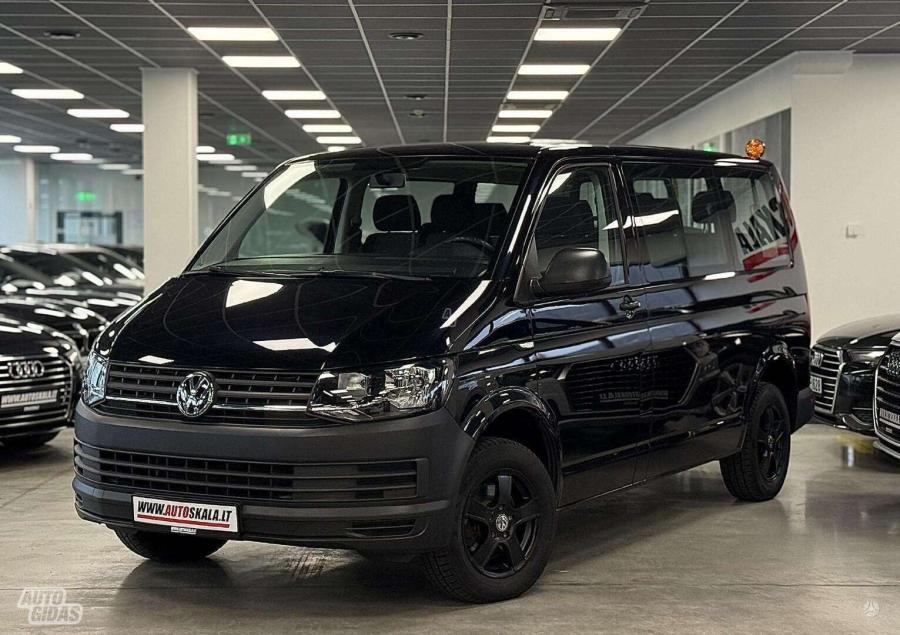 Melns Volkswagen Transporter 2018 Klaipėda, ar dzinēja tilpumu 2.00 L un nobraukumu 220 tūkst. km par 18900 €, foto 14 vietnē AUTOMOTO.COM.LV