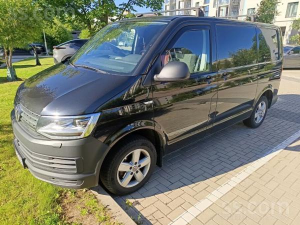 Black Volkswagen Transporter 2018 in Riga, with an engine capacity of 2.00 L and mileage of 149 thousand km for 16250 €, photo 3 on AUTOMOTO.COM.LV
