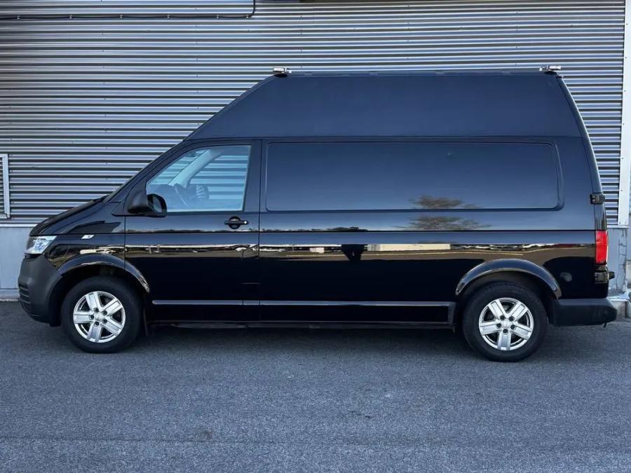 Черный Фольксваген Transporter 2020 в Рига, объемом двигателя 2.00 л и пробегом 180 тыс. км за 22900 €, фото 3 на AUTOMOTO.COM.LV