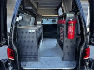 Черный Фольксваген Transporter 2020 в Рига, объемом двигателя 2.00 л и пробегом 180 тыс. км за 22900 €, фото 23 на AUTOMOTO.COM.LV