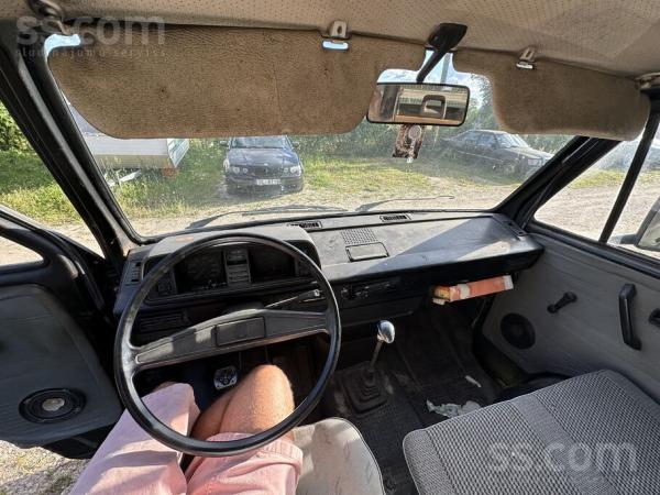 Melns Volkswagen Transporter 1989 Ogre, ar dzinēja tilpumu 1.70 L un nobraukumu 0 tūkst. km par 1200 €, foto 5 vietnē AUTOMOTO.COM.LV