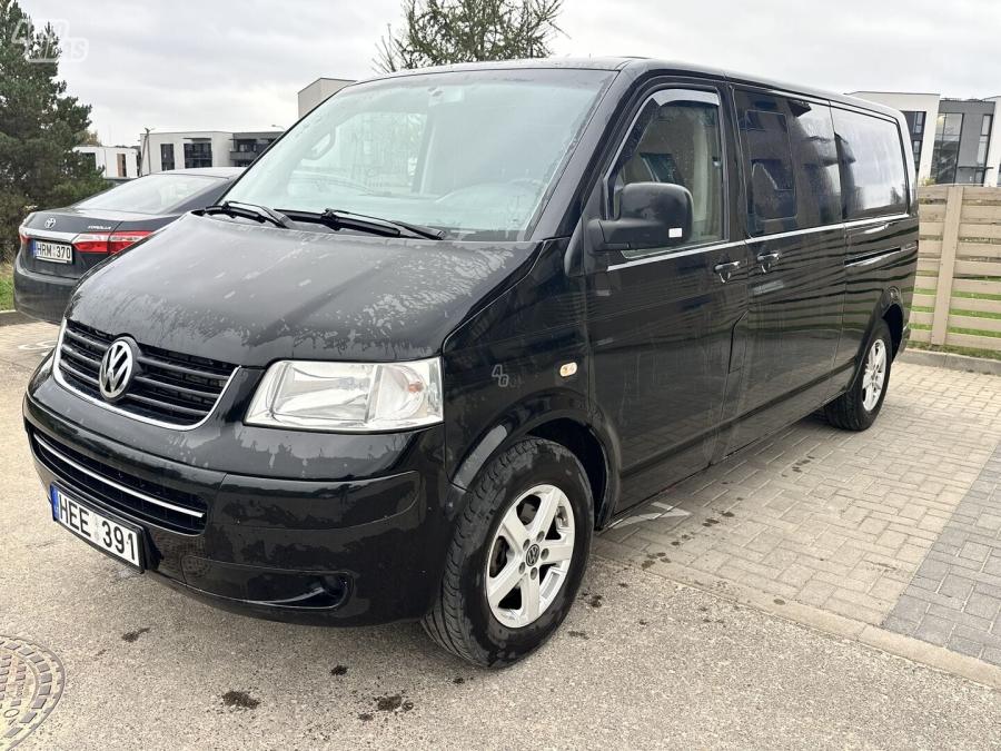Melns Volkswagen Transporter 2004 Viļņa, ar dzinēja tilpumu 2.50 L un nobraukumu 400 tūkst. km par 3800 €, foto 1 vietnē AUTOMOTO.COM.LV