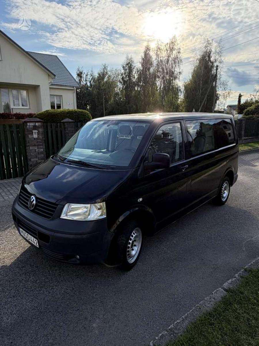 Black Volkswagen Transporter 2008 in Vilnius, with an engine capacity of 1.90 L and mileage of 213 thousand km for 6790 €, photo 3 on AUTOMOTO.COM.LV