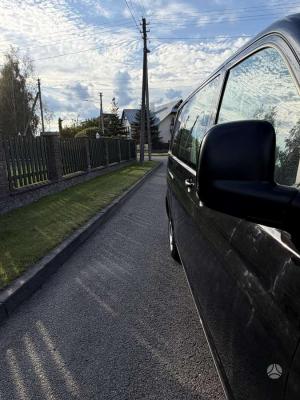 Black Volkswagen Transporter 2008 in Vilnius, with an engine capacity of 1.90 L and mileage of 213 thousand km for 6790 €, photo 5 on AUTOMOTO.COM.LV