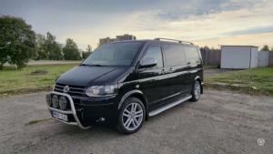 Black Volkswagen Transporter 2010 in Jonava, with an engine capacity of 2.00 L and mileage of 384 thousand km for 11000 €, photo 8 on AUTOMOTO.COM.LV