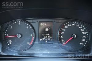 Melns Volkswagen Transporter 2017 Rīga, ar dzinēja tilpumu 2.00 L un nobraukumu 340 tūkst. km par 11495 €, foto 8 vietnē AUTOMOTO.COM.LV