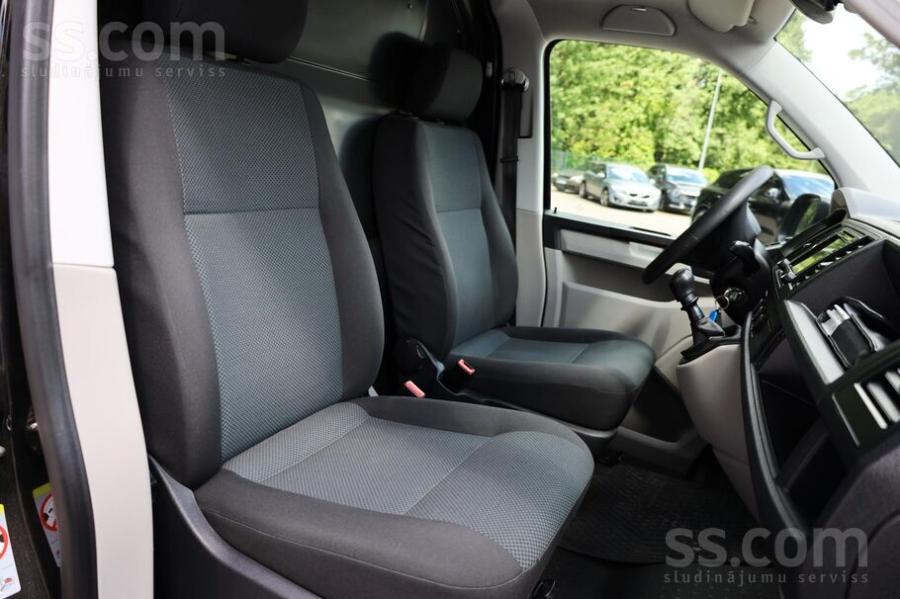 Melns Volkswagen Transporter 2017 Rīga, ar dzinēja tilpumu 2.00 L un nobraukumu 0 tūkst. km par 10995 €, foto 12 vietnē AUTOMOTO.COM.LV