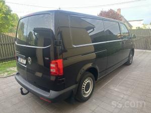 Black Volkswagen Transporter 2018 in Tallinn, with an engine capacity of 2.00 L and mileage of 178 thousand km for 18900 €, photo 3 on AUTOMOTO.COM.LV