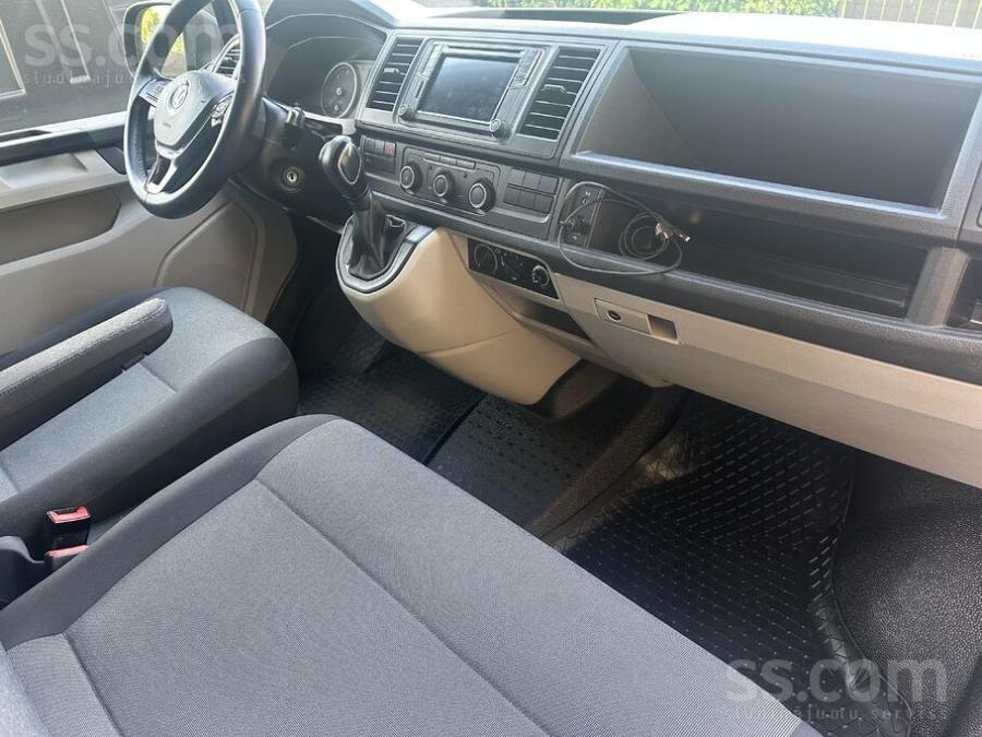 Black Volkswagen Transporter 2018 in Tallinn, with an engine capacity of 2.00 L and mileage of 178 thousand km for 18900 €, photo 14 on AUTOMOTO.COM.LV