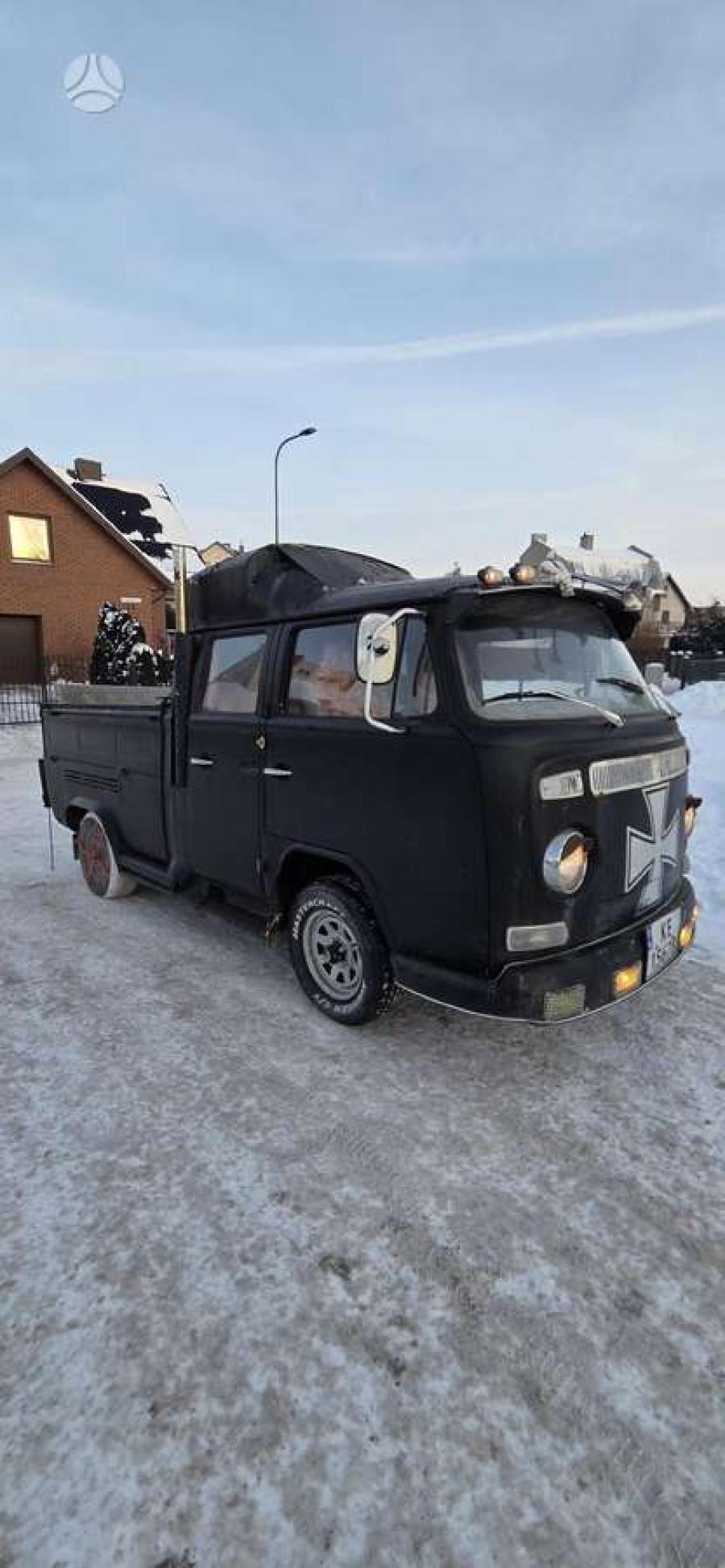 Melns Volkswagen Transporter 1971 Kauņa, ar dzinēja tilpumu 1.60 L un nobraukumu 22 tūkst. km par 5900 €, foto 3 vietnē AUTOMOTO.COM.LV