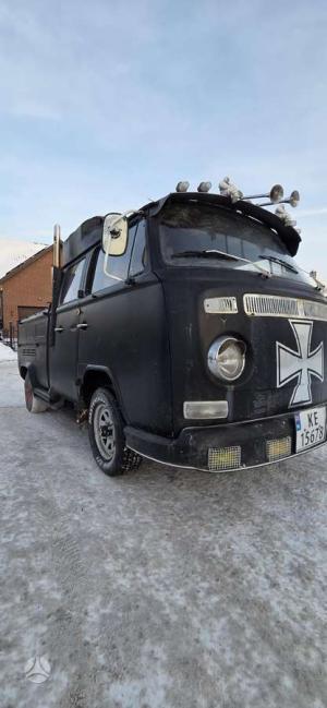Melns Volkswagen Transporter 1971 Kauņa, ar dzinēja tilpumu 1.60 L un nobraukumu 22 tūkst. km par 5900 €, foto 8 vietnē AUTOMOTO.COM.LV