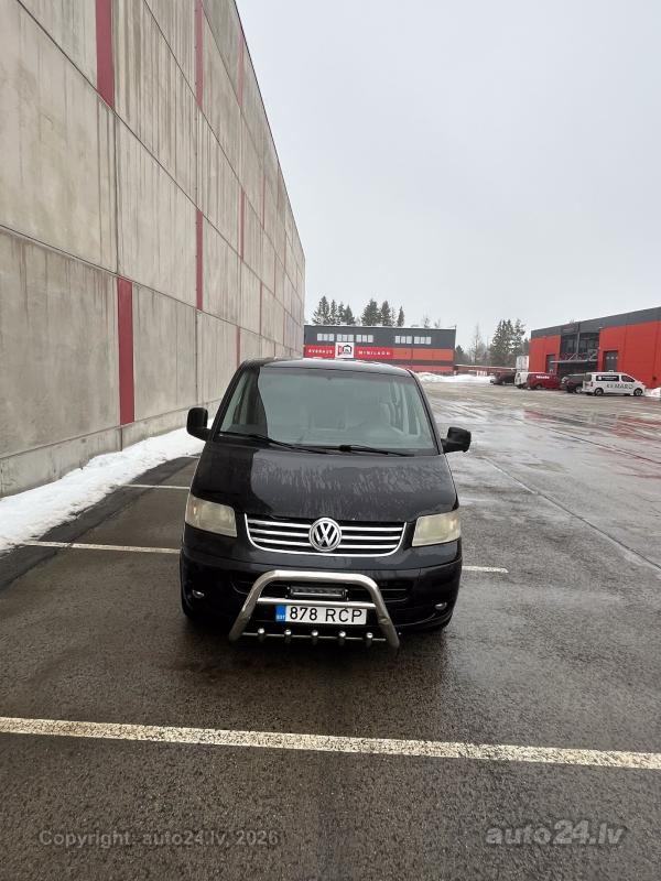 Black Volkswagen Transporter 2009 in Tallinn, with an engine capacity of 2.50 L and mileage of 343 thousand km for 3150 €, photo 5 on AUTOMOTO.COM.LV