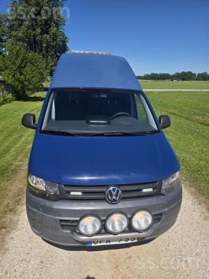 Zils Volkswagen Transporter 2010 Cēsis, ar dzinēja tilpumu 2.00 L un nobraukumu 285 tūkst. km par 9500 €, foto 10 vietnē AUTOMOTO.COM.LV