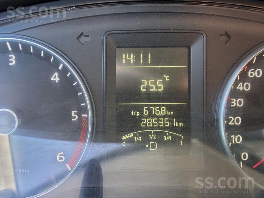 Zils Volkswagen Transporter 2010 Cēsis, ar dzinēja tilpumu 2.00 L un nobraukumu 285 tūkst. km par 9500 €, foto 12 vietnē AUTOMOTO.COM.LV