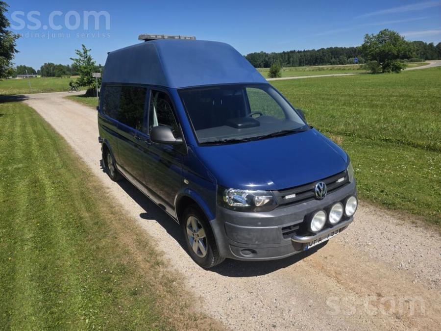 Zils Volkswagen Transporter 2010 Cēsis, ar dzinēja tilpumu 2.00 L un nobraukumu 285 tūkst. km par 9500 €, foto 18 vietnē AUTOMOTO.COM.LV