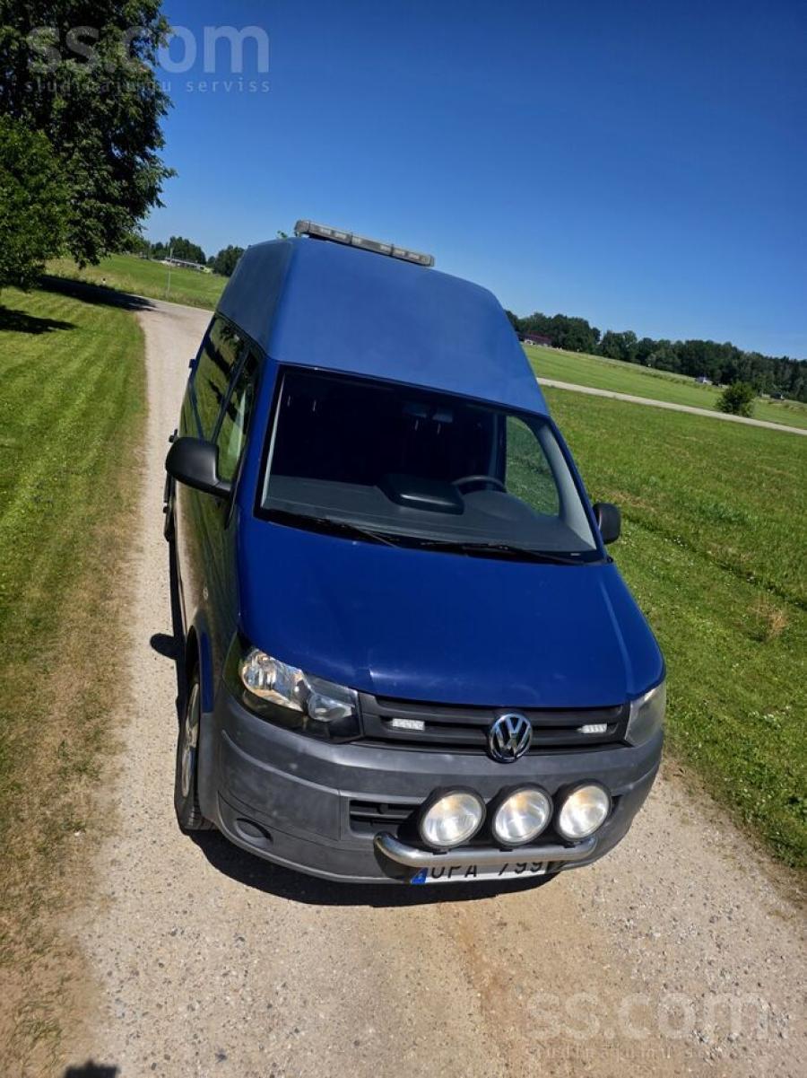 Zils Volkswagen Transporter 2010 Cēsis, ar dzinēja tilpumu 2.00 L un nobraukumu 285 tūkst. km par 9500 €, foto 19 vietnē AUTOMOTO.COM.LV
