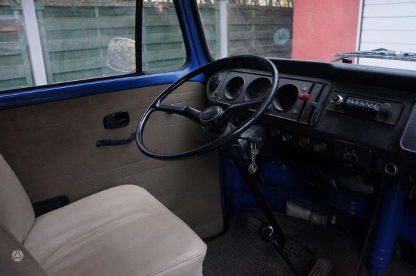 Blue Volkswagen Transporter 1973 in Vilnius, with an engine capacity of 1.60 L and mileage of 123 thousand km for 5900 €, photo 3 on AUTOMOTO.COM.LV