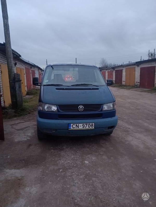 Blue Volkswagen Transporter 1997 in Daugavpils, with an engine capacity of 2.50 L and mileage of 600 thousand km for 1210 €, photo 2 on AUTOMOTO.COM.LV