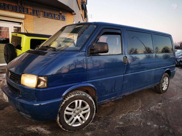Blue Volkswagen Transporter 1998 in Vilnius, with an engine capacity of 2.50 L and mileage of 456 thousand km for 3450 €, photo 1 on AUTOMOTO.COM.LV