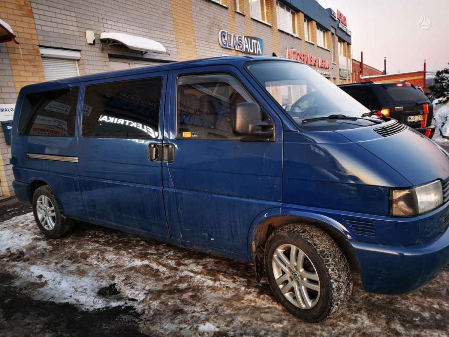 Zils Volkswagen Transporter 1998 Viļņa, ar dzinēja tilpumu 2.50 L un nobraukumu 456 tūkst. km par 3450 €, foto 11 vietnē AUTOMOTO.COM.LV
