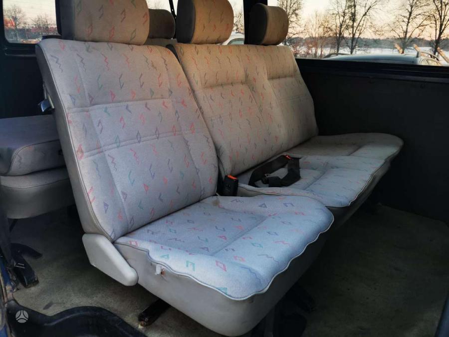 Zils Volkswagen Transporter 1998 Viļņa, ar dzinēja tilpumu 2.50 L un nobraukumu 456 tūkst. km par 3450 €, foto 16 vietnē AUTOMOTO.COM.LV