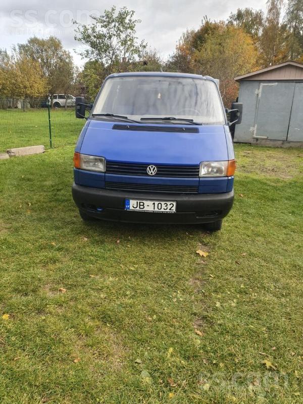 Blue Volkswagen Transporter 2000 in Ludza, with an engine capacity of 2.40 L and mileage of 227 thousand km for 3000 €, photo 6 on AUTOMOTO.COM.LV