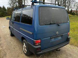Zils Volkswagen Transporter 2002 Panevēža, ar dzinēja tilpumu 2.50 L un nobraukumu 340 tūkst. km par 4200 €, foto 4 vietnē AUTOMOTO.COM.LV