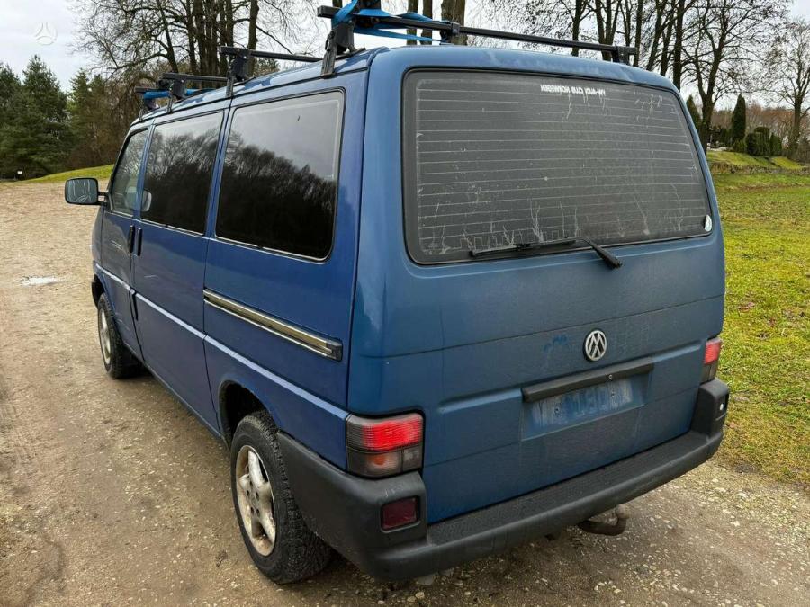 Zils Volkswagen Transporter 2002 Panevēža, ar dzinēja tilpumu 2.50 L un nobraukumu 340 tūkst. km par 4200 €, foto 4 vietnē AUTOMOTO.COM.LV