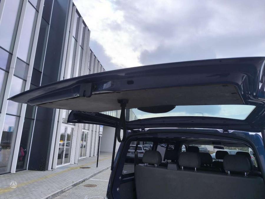 Zils Volkswagen Transporter 2003 Viļņa, ar dzinēja tilpumu 1.90 L un nobraukumu 332 tūkst. km par 4950 €, foto 7 vietnē AUTOMOTO.COM.LV