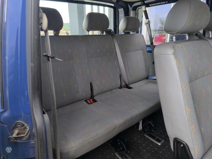 Zils Volkswagen Transporter 2003 Viļņa, ar dzinēja tilpumu 1.90 L un nobraukumu 332 tūkst. km par 4950 €, foto 16 vietnē AUTOMOTO.COM.LV