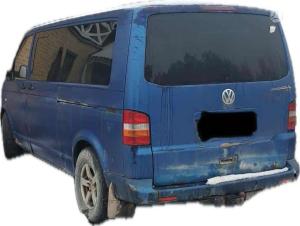 Blue Volkswagen Transporter 2004 in Vilnius, with an engine capacity of 1.90 L and mileage of 500 thousand km for 1800 €, photo 3 on AUTOMOTO.COM.LV