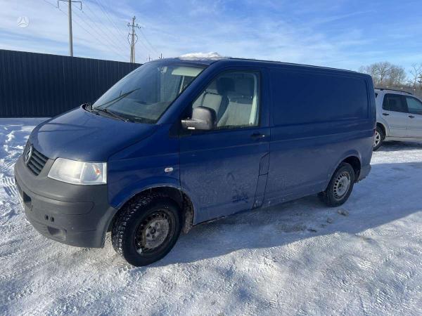 Blue Volkswagen Transporter 2005 in Kaunas, with an engine capacity of 1.90 L and mileage of 390 thousand km for 2599 €, photo 1 on AUTOMOTO.COM.LV