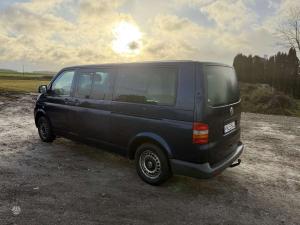 Blue Volkswagen Transporter 2006 in Siauliai, with an engine capacity of 2.46 L and mileage of 400 thousand km for 5500 €, photo 5 on AUTOMOTO.COM.LV