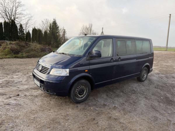 Blue Volkswagen Transporter 2006 in Siauliai, with an engine capacity of 2.46 L and mileage of 400 thousand km for 5500 €, photo 6 on AUTOMOTO.COM.LV