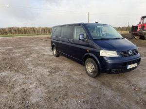 Blue Volkswagen Transporter 2006 in Siauliai, with an engine capacity of 2.46 L and mileage of 400 thousand km for 5500 €, photo 7 on AUTOMOTO.COM.LV