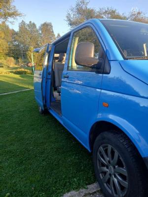 Blue Volkswagen Transporter 2006 in Vilnius, with an engine capacity of 1.90 L and mileage of 332 thousand km for 6850 €, photo 3 on AUTOMOTO.COM.LV
