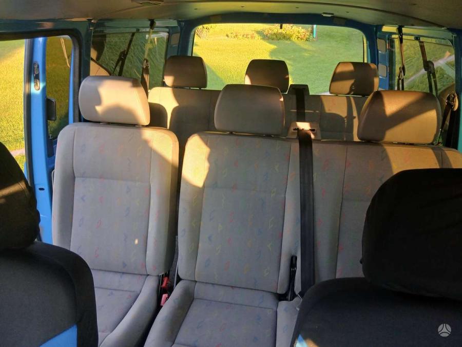 Blue Volkswagen Transporter 2006 in Vilnius, with an engine capacity of 1.90 L and mileage of 332 thousand km for 6850 €, photo 8 on AUTOMOTO.COM.LV