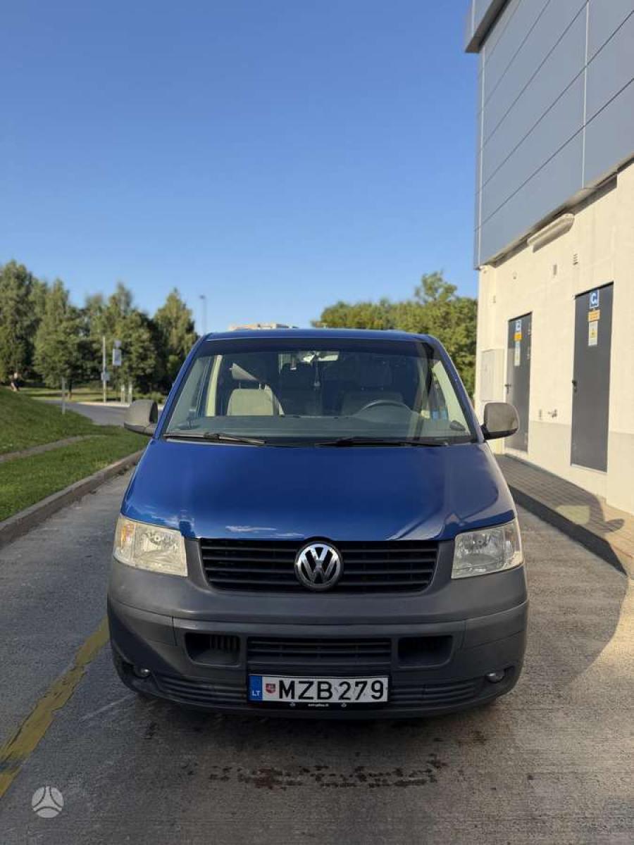 Blue Volkswagen Transporter 2006 in Vilnius, with an engine capacity of 2.50 L and mileage of 580 thousand km for 3000 €, photo 3 on AUTOMOTO.COM.LV