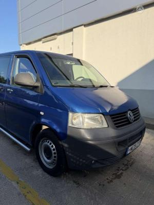 Blue Volkswagen Transporter 2006 in Vilnius, with an engine capacity of 2.50 L and mileage of 580 thousand km for 3000 €, photo 9 on AUTOMOTO.COM.LV