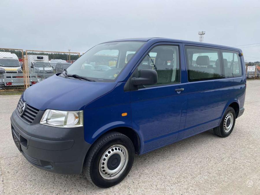 Blue Volkswagen Transporter 2007 in Vilnius, with an engine capacity of 1.90 L and mileage of 138 thousand km for 7950 €, photo 1 on AUTOMOTO.COM.LV