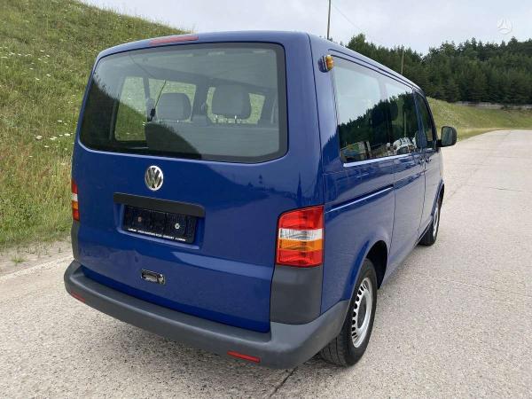 Zils Volkswagen Transporter 2007 Viļņa, ar dzinēja tilpumu 1.90 L un nobraukumu 138 tūkst. km par 7950 €, foto 5 vietnē AUTOMOTO.COM.LV