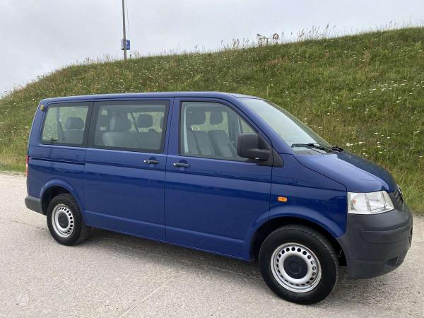 Zils Volkswagen Transporter 2007 Viļņa, ar dzinēja tilpumu 1.90 L un nobraukumu 138 tūkst. km par 7950 €, foto 7 vietnē AUTOMOTO.COM.LV