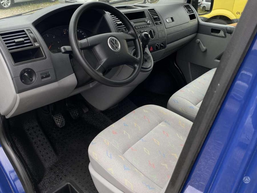 Blue Volkswagen Transporter 2007 in Vilnius, with an engine capacity of 1.90 L and mileage of 138 thousand km for 7950 €, photo 12 on AUTOMOTO.COM.LV