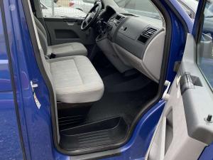 Blue Volkswagen Transporter 2007 in Vilnius, with an engine capacity of 1.90 L and mileage of 138 thousand km for 7950 €, photo 15 on AUTOMOTO.COM.LV