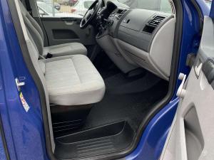 Blue Volkswagen Transporter 2007 in Vilnius, with an engine capacity of 1.90 L and mileage of 138 thousand km for 7950 €, photo 16 on AUTOMOTO.COM.LV