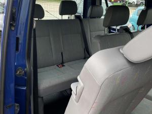 Blue Volkswagen Transporter 2007 in Vilnius, with an engine capacity of 1.90 L and mileage of 138 thousand km for 7950 €, photo 19 on AUTOMOTO.COM.LV
