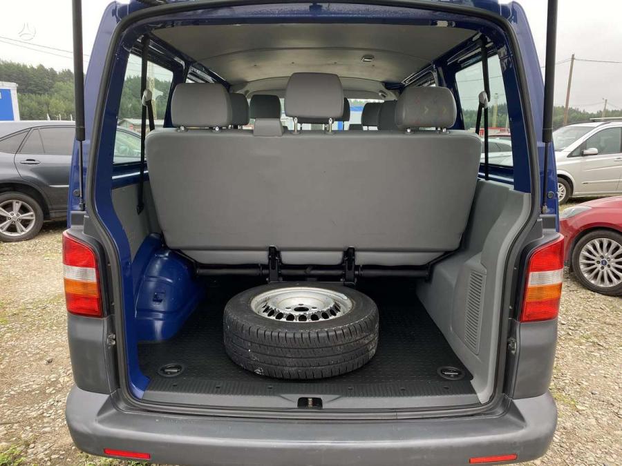Blue Volkswagen Transporter 2007 in Vilnius, with an engine capacity of 1.90 L and mileage of 138 thousand km for 7950 €, photo 24 on AUTOMOTO.COM.LV